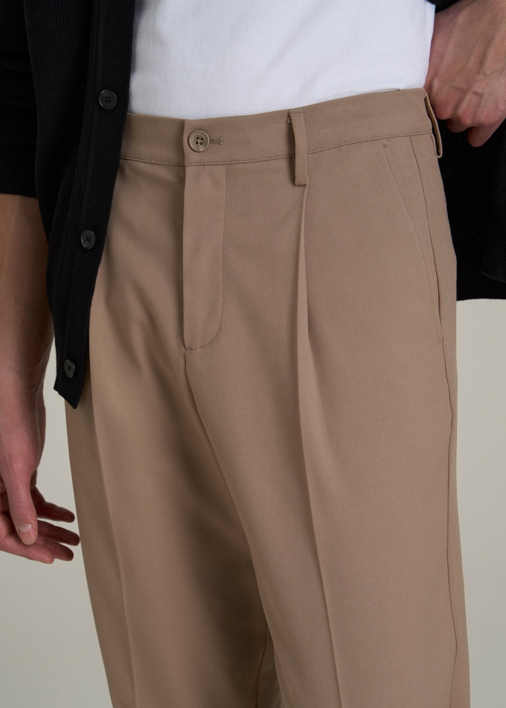 Tall Men's Relaxed Tapered Pleated Trouser | American Tall