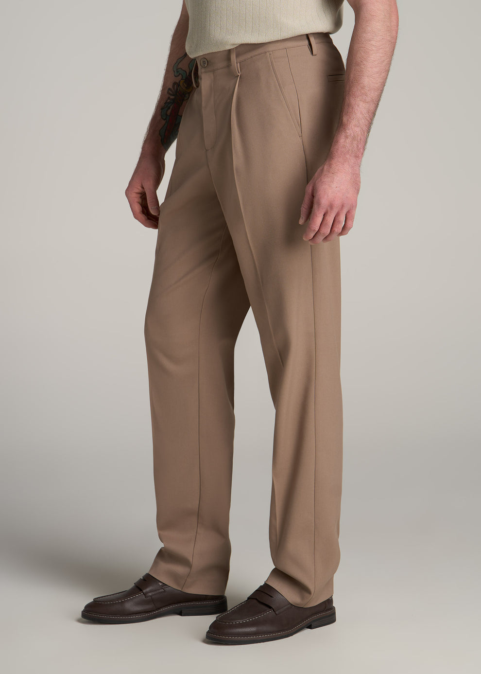 Tall Men's Relaxed Tapered Pleated Trouser | American Tall