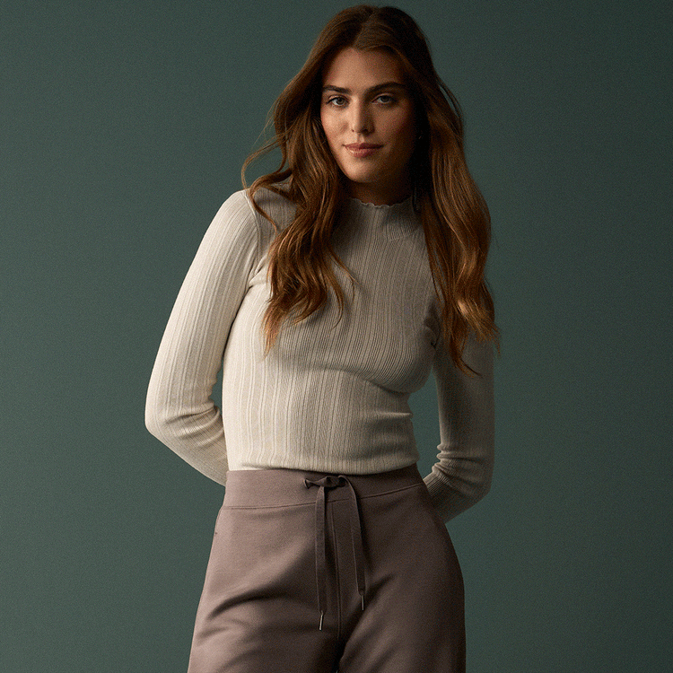 Tall Men's & Tall Women's Clothing up to 7'1" | American Tall